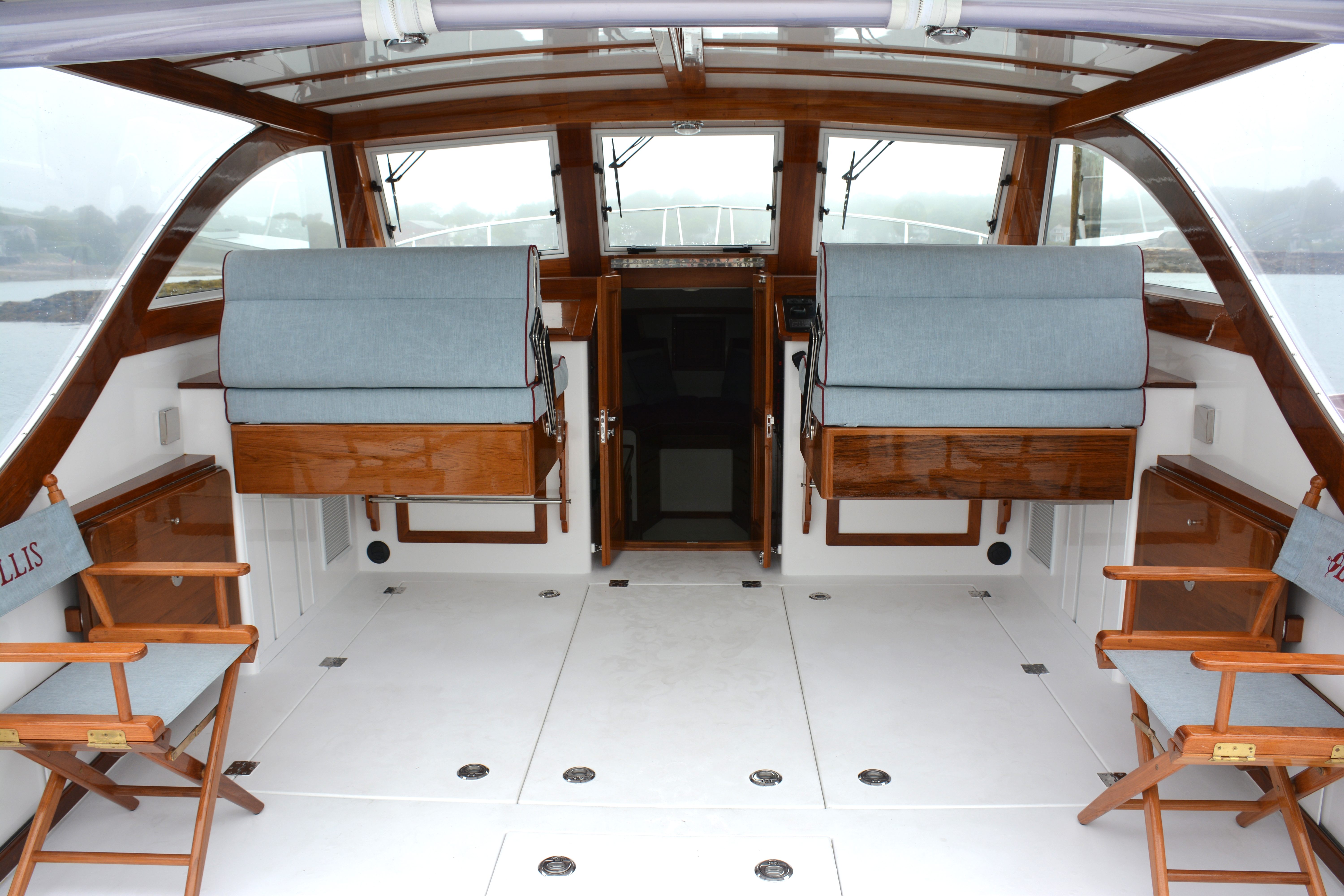 Charter a new Ellis 36 Express Cruiser | Ellis Boat Charters